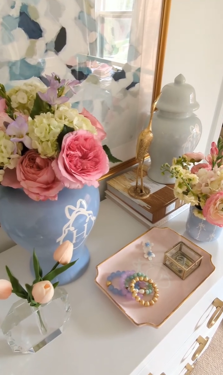 Elegant Ways To Decorate Using Ginger Jars - Blush & Pearls